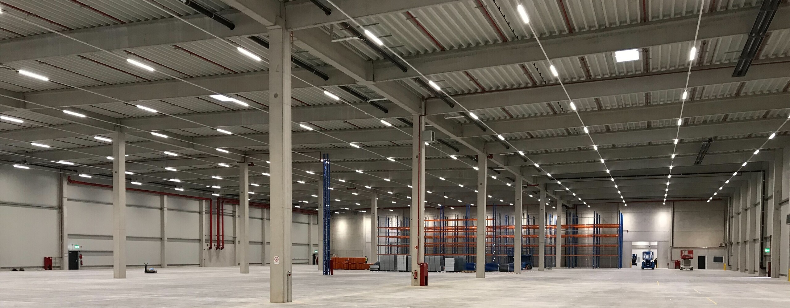 Pünktliche Abnahme der neuen Logistikimmobilie für reimer logistics in ...